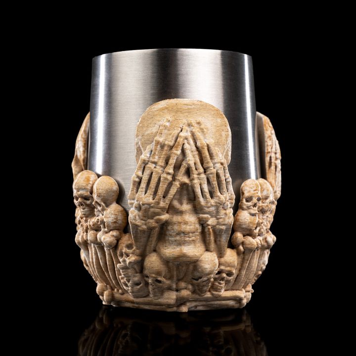 3D Printable Gothic Gulp Cup Holder by Stlflix